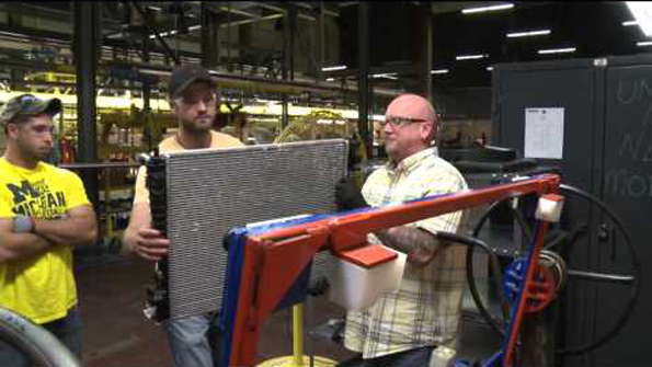 Ford Preps Plant for Fusion Launch With Simulated-Factory Training ...