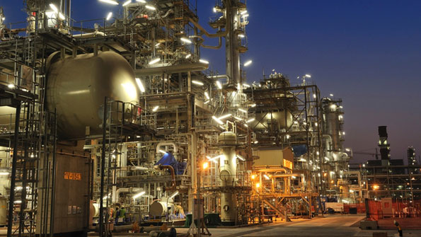 Shell Sells Australia Service Stations, Refinery for $2.6 Billion ...