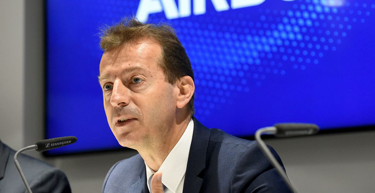 Airbus Roiled by Secret Boeing Order That Stole the Paris Show ...