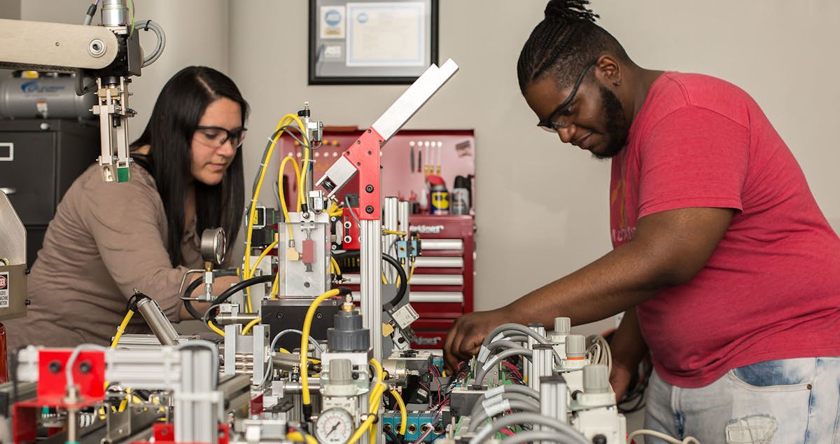 The New Collar Workforce | IndustryWeek