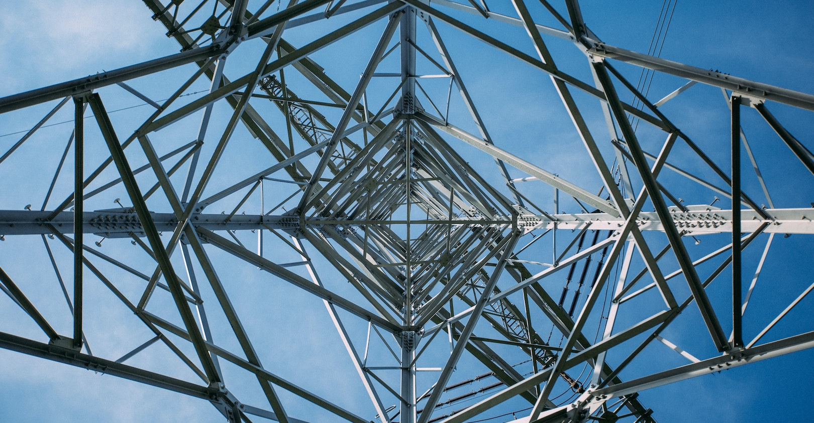 Powering the Grid with 5G Connectivity | IndustryWeek