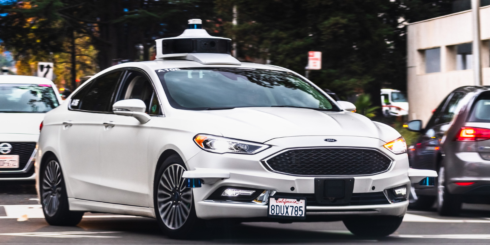 Lyft to Sell Autonomous Driving Unit to Toyota for $550 Million ...